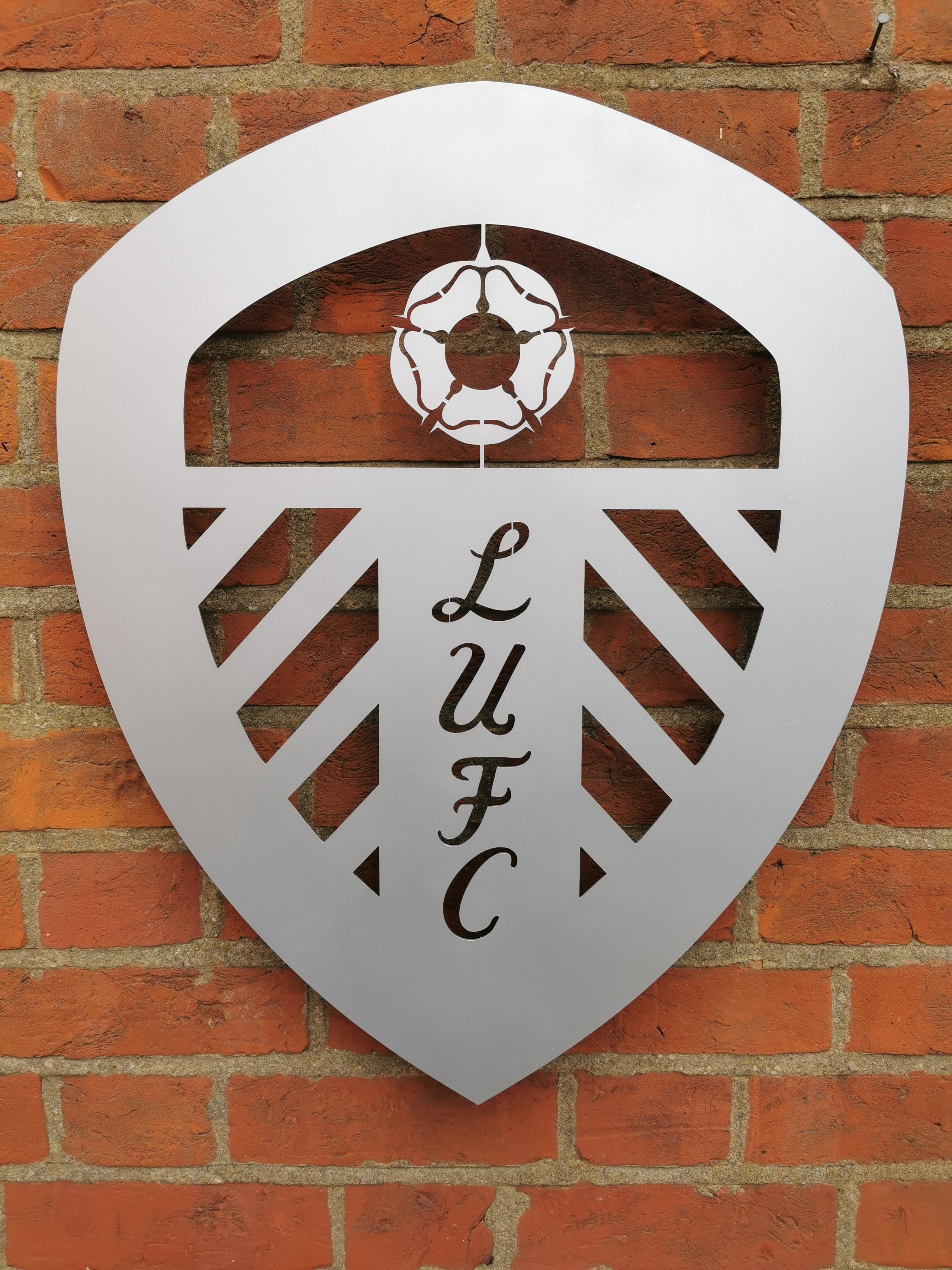 Leeds United Illuminated Metal Wall Badge LED Light Dad Gift | Metal Legacy
